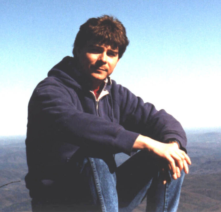 About Trucks on Triangles - Trucks On Triangles